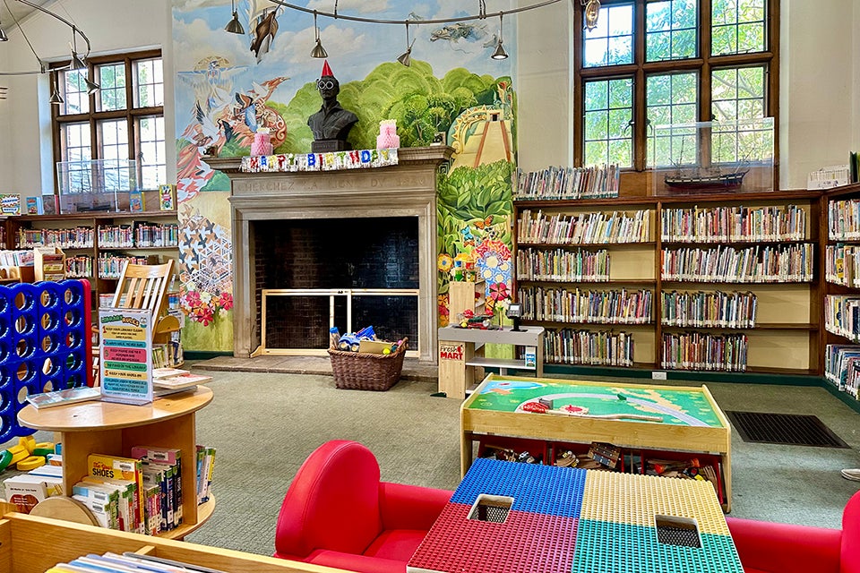 Long Island Libraries with Great Play Spaces - Mommy Poppins